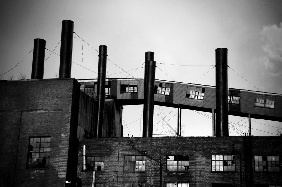 Burden Iron Works – Black & White – ChromaCody